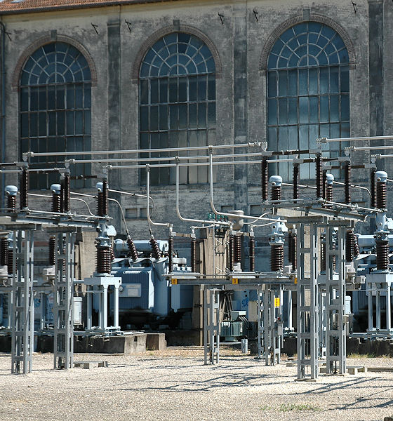 SOUS STATIONS Rail4402